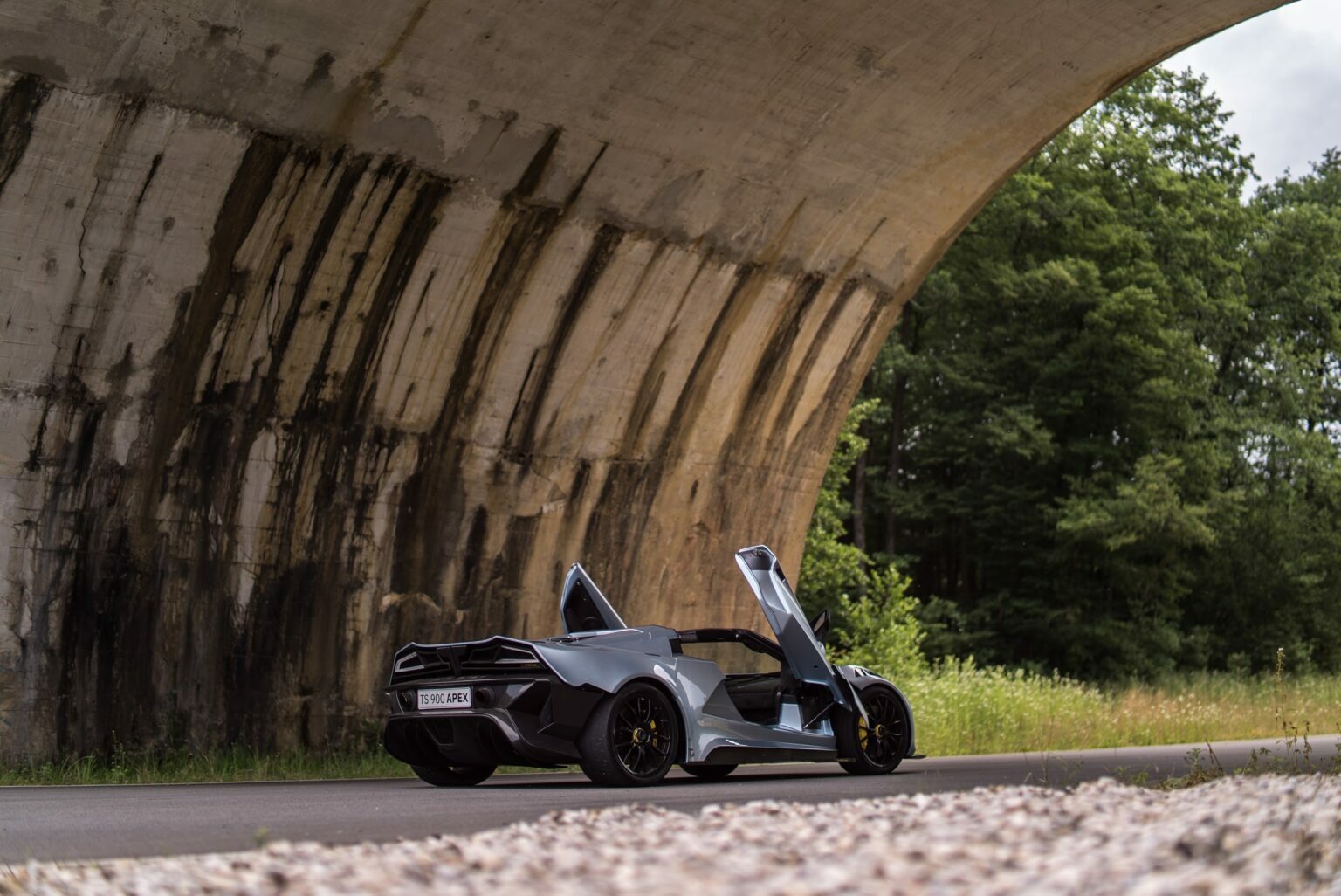 TS 900 Apex - Tushek