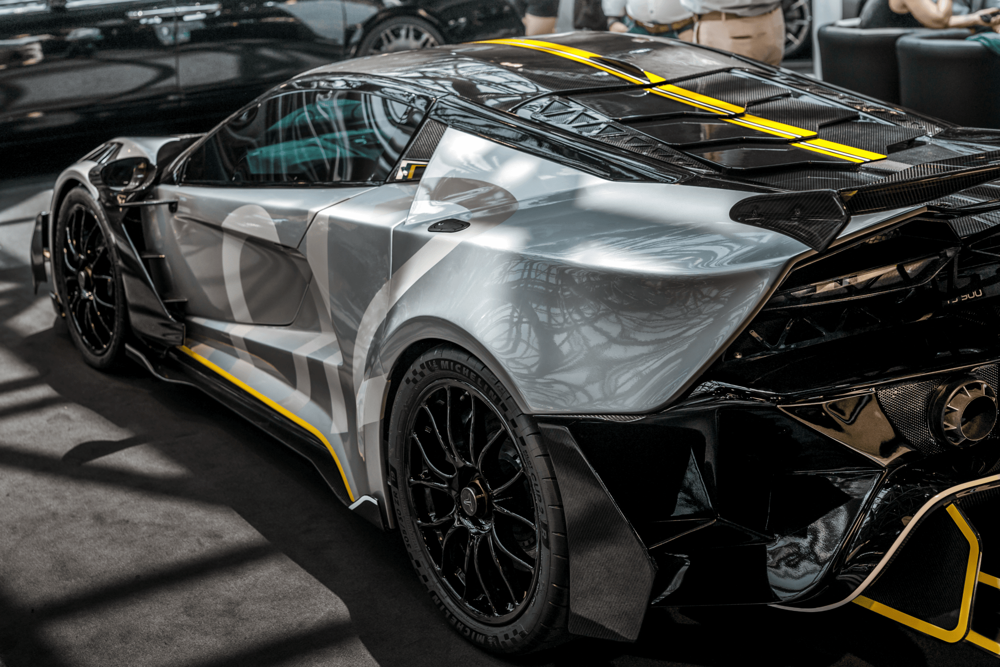 TS 900 Racer Pro - Tushek